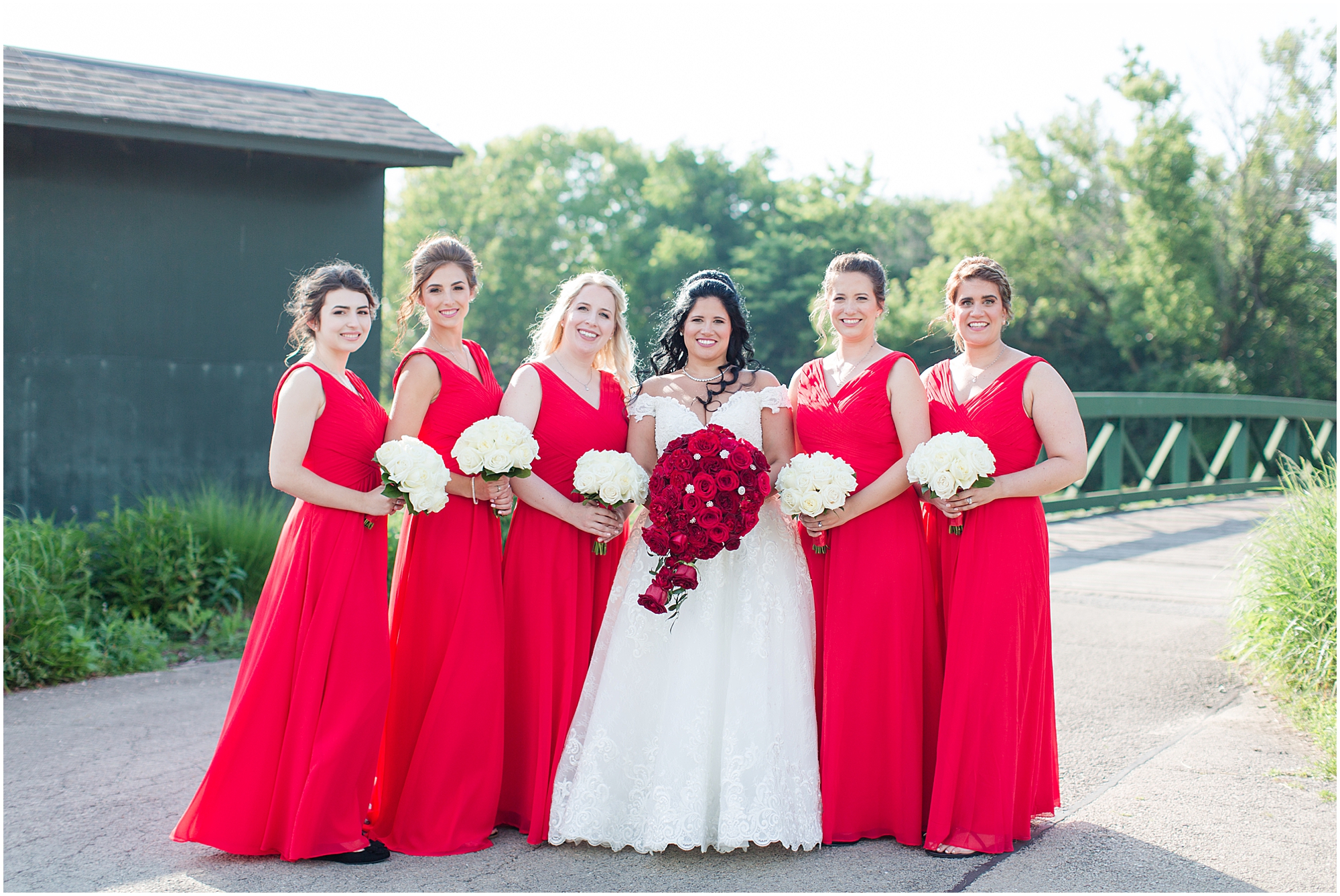 A July Wedding at Seven Bridges: Lizz & Bill - Showit Blog