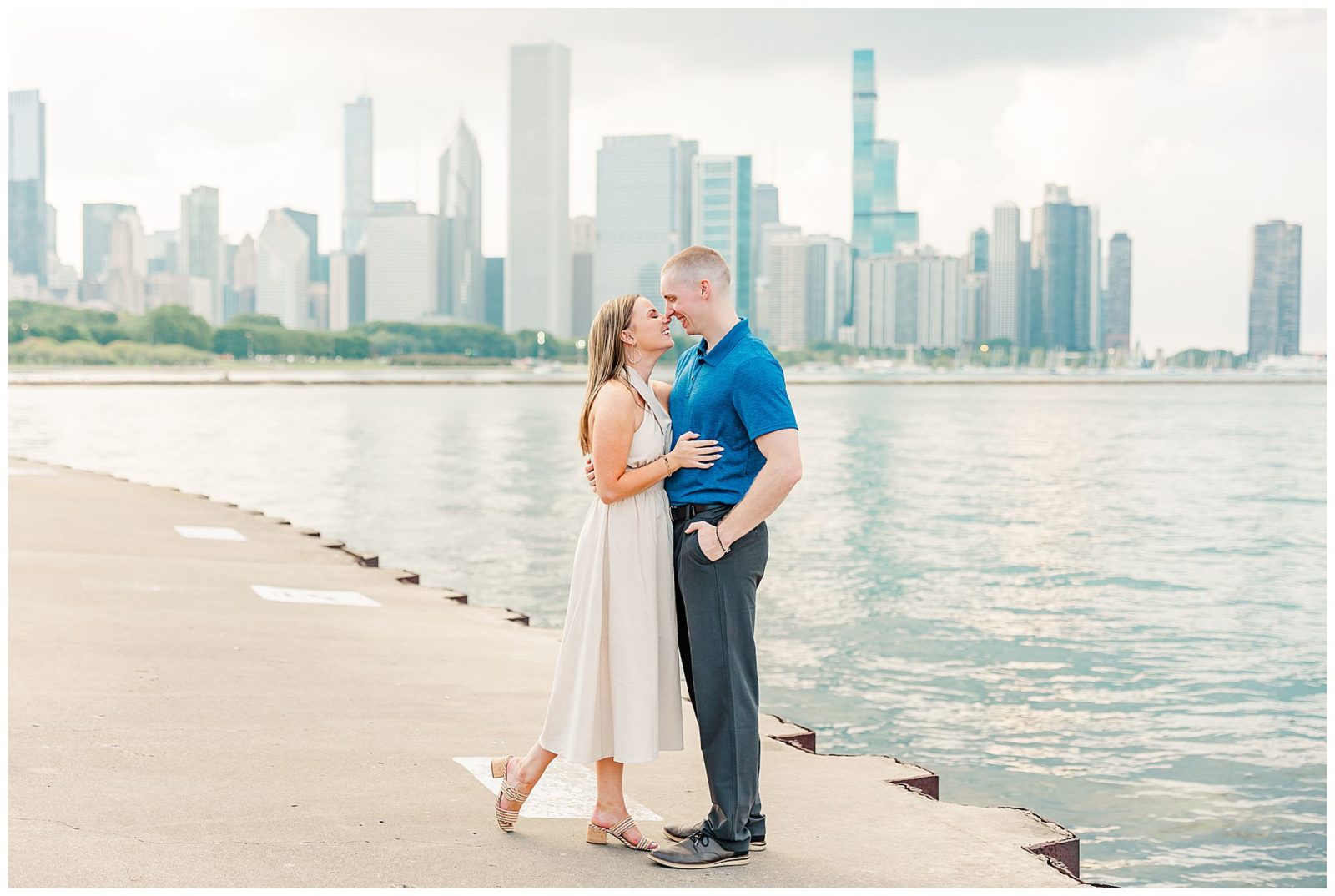 A Summer Engagement at Museum Campus: Erin & Patrick - Showit Blog
