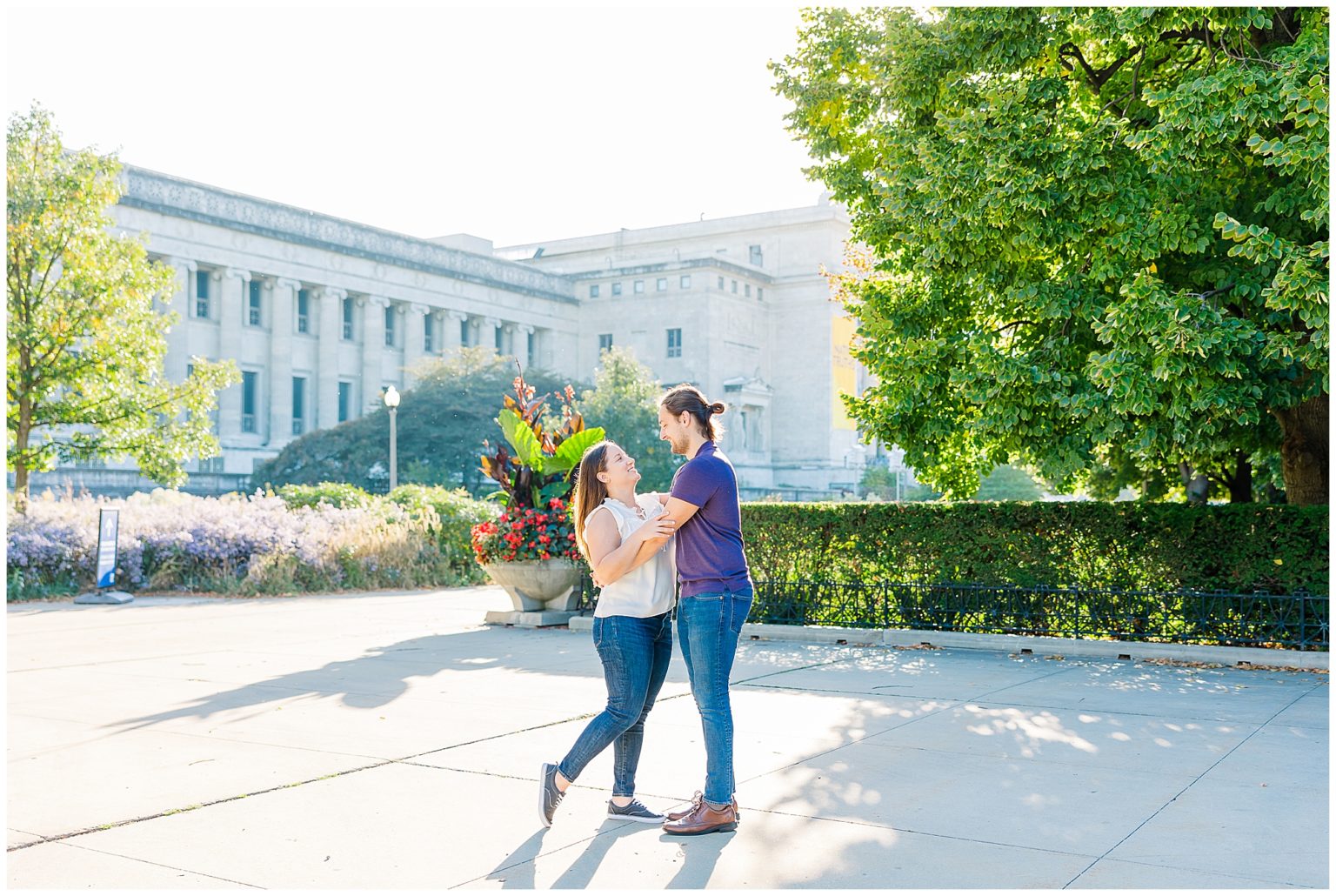A Fall Engagement at the Shedd Aquarium: Laurel & Zach - Showit Blog